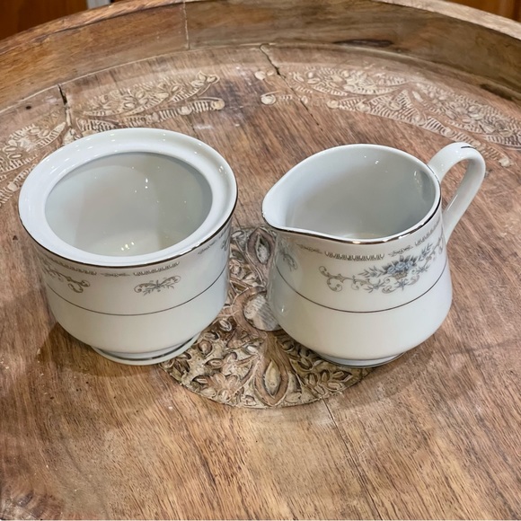 Vintage | Kitchen | Diane Wade China Sugar Wo Lid And Creamer Set ...
